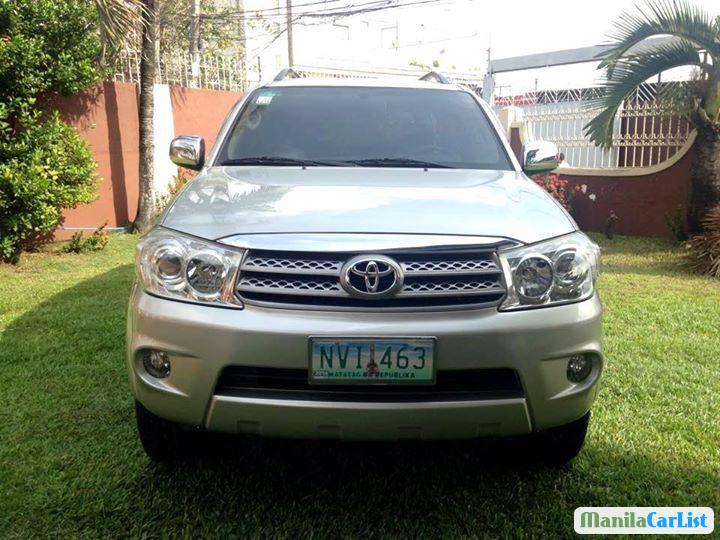 Toyota Fortuner Automatic 2009 - Photo #1 - ManilaCarlist.com (417445)
