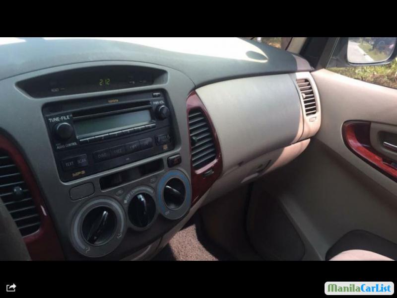Toyota Innova Automatic 2005 - Photo #3 - ManilaCarlist.com (406061)